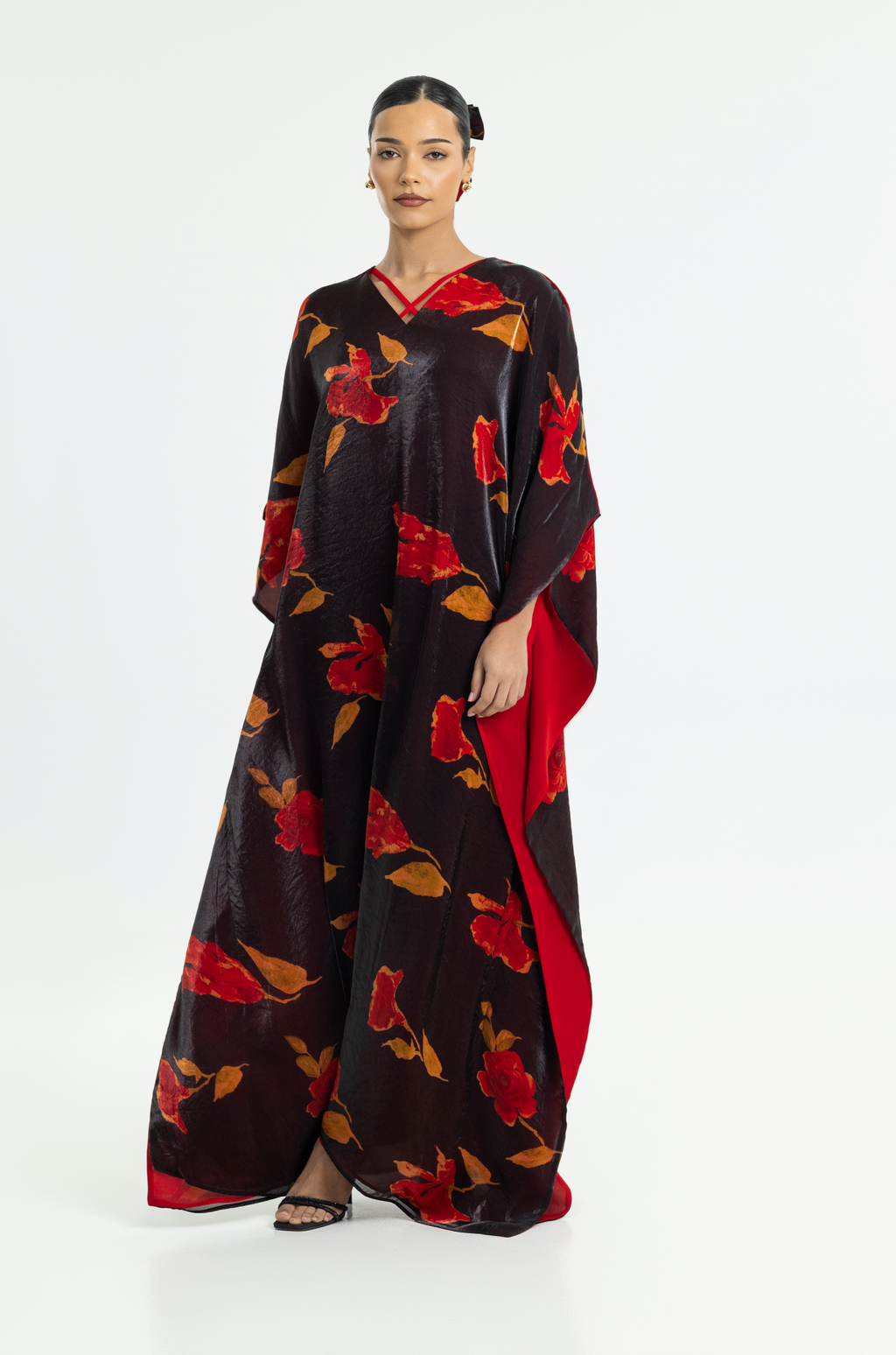 Wurood Caftan Coal Black – SAAF OMAN - Official website